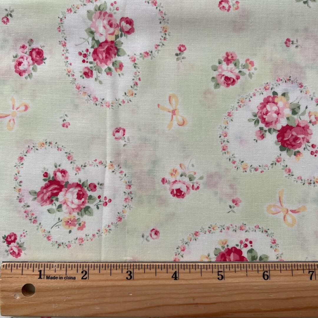 DESTASH Princess Rose - 1 Yard Cut of Floral Hearts on Pastel Green ...
