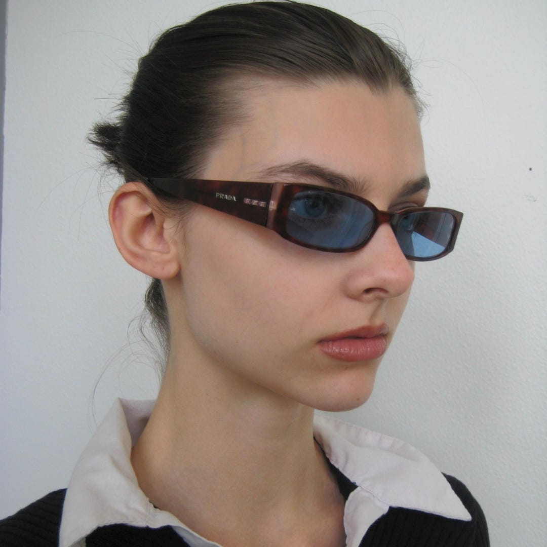 Prada — Early 2000s Archive | Model: VPR 10F - Etsy