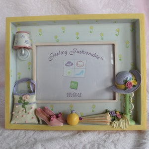 Vintage RUSS Girly PHOTO FRAME Hat Bonnet Millinery Fan Perfume Purse ...