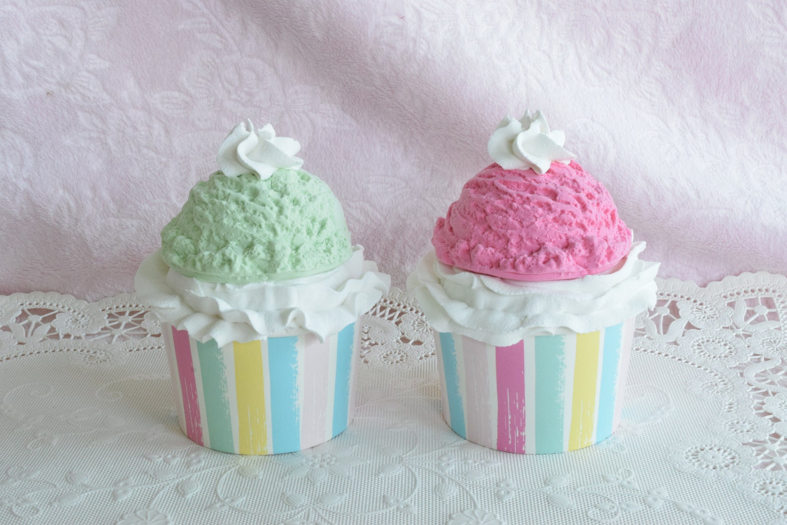 FAKE Bake ICE CREAM Display Faux Food Stripe Paper Liners - Etsy