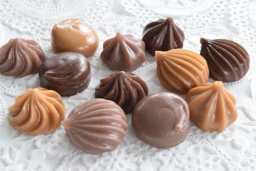 Set of 12 FAKE Bake CHOCOLATE CANDY Candies Truffles Fudge Bon Bons ...