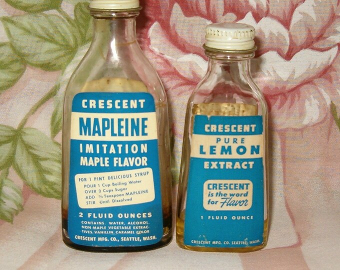 Vintage BLUE LABEL CRESCENT Spice Bottle Jars Mapleine Maple Lemon ...