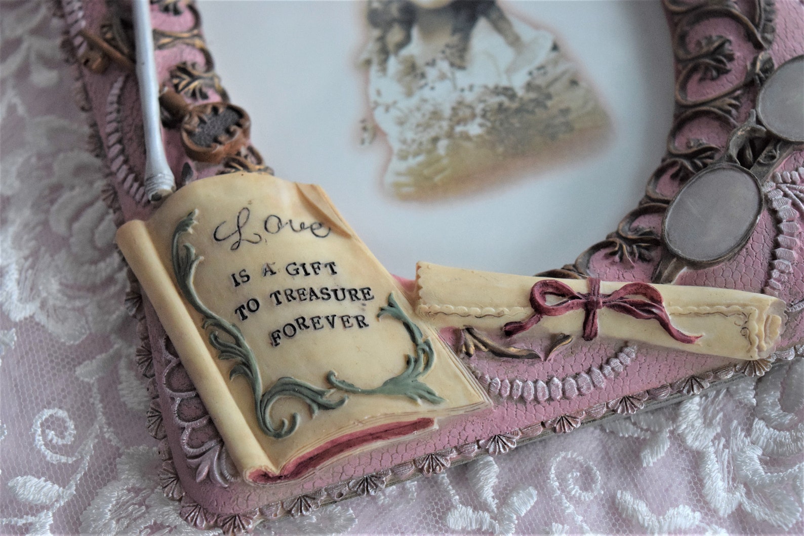 Vintage VICTORIAN PICTURE FRAME Photo Pink Lady Photograph | Etsy