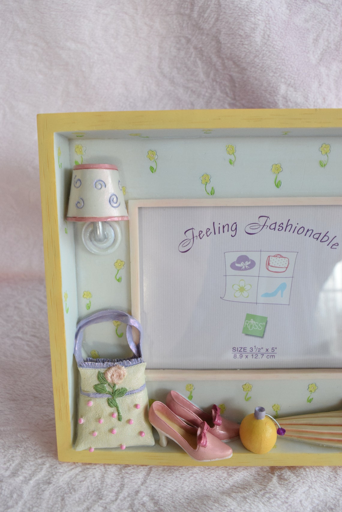 Vintage RUSS Girly PHOTO FRAME Hat Bonnet Millinery Fan - Etsy