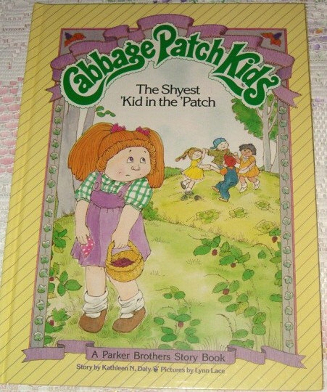 Vintage 1984 CABBAGE PATCH Kid DOLL Hardcover Children Book Shyest Kid ...