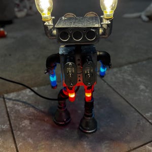 Design Build Robot Lamps. - Etsy
