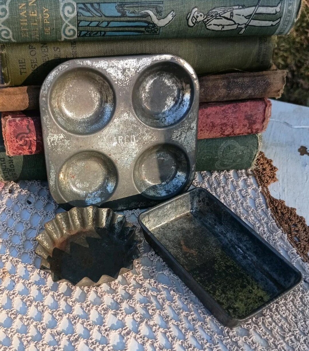 VINTAGE Toy Bakeware Set Muffin Pie Rectangle Cake - Etsy