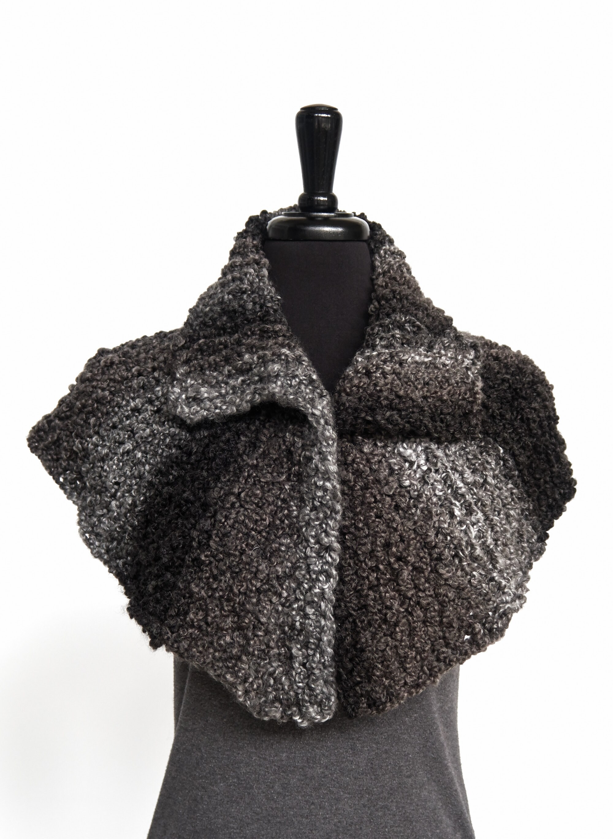 Outlander Knitted Brianna's Capelet by Tanya Babkin Black Gray Collar ...