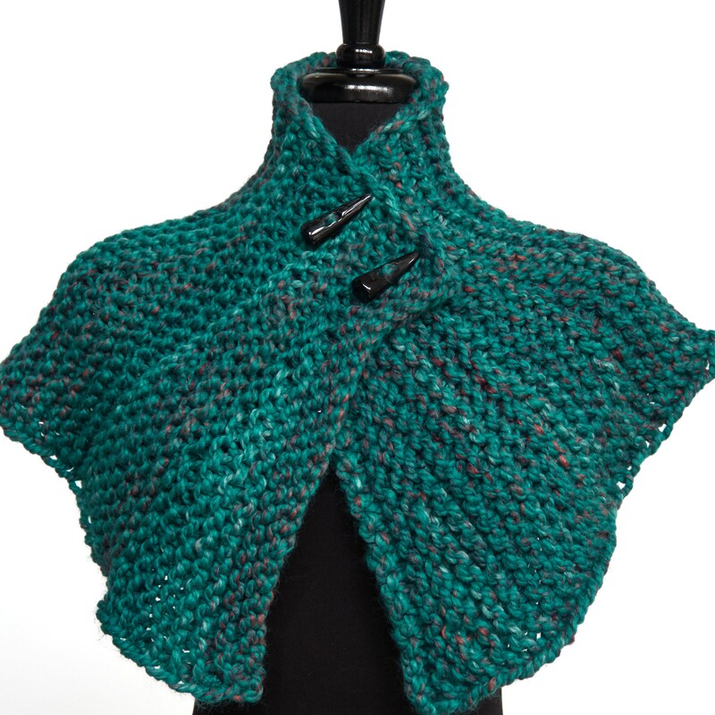 Green Capelet - Etsy