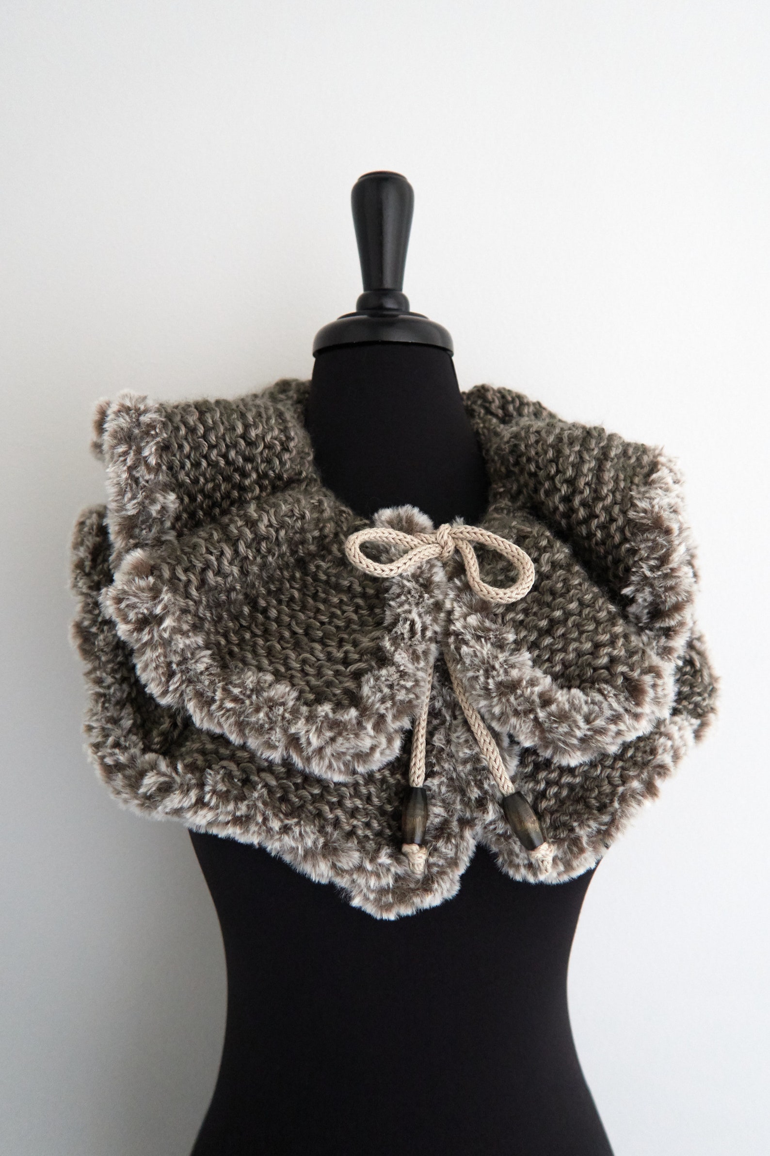 Knitted Ruffled Collar Cowl With Cord Ties and Faux Fur Trim - Etsy