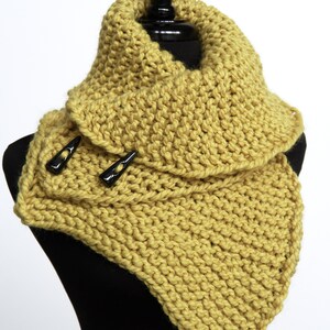 Knitted Capelet Yellow Mustard Color Cowl Turtleneck With Toggle ...