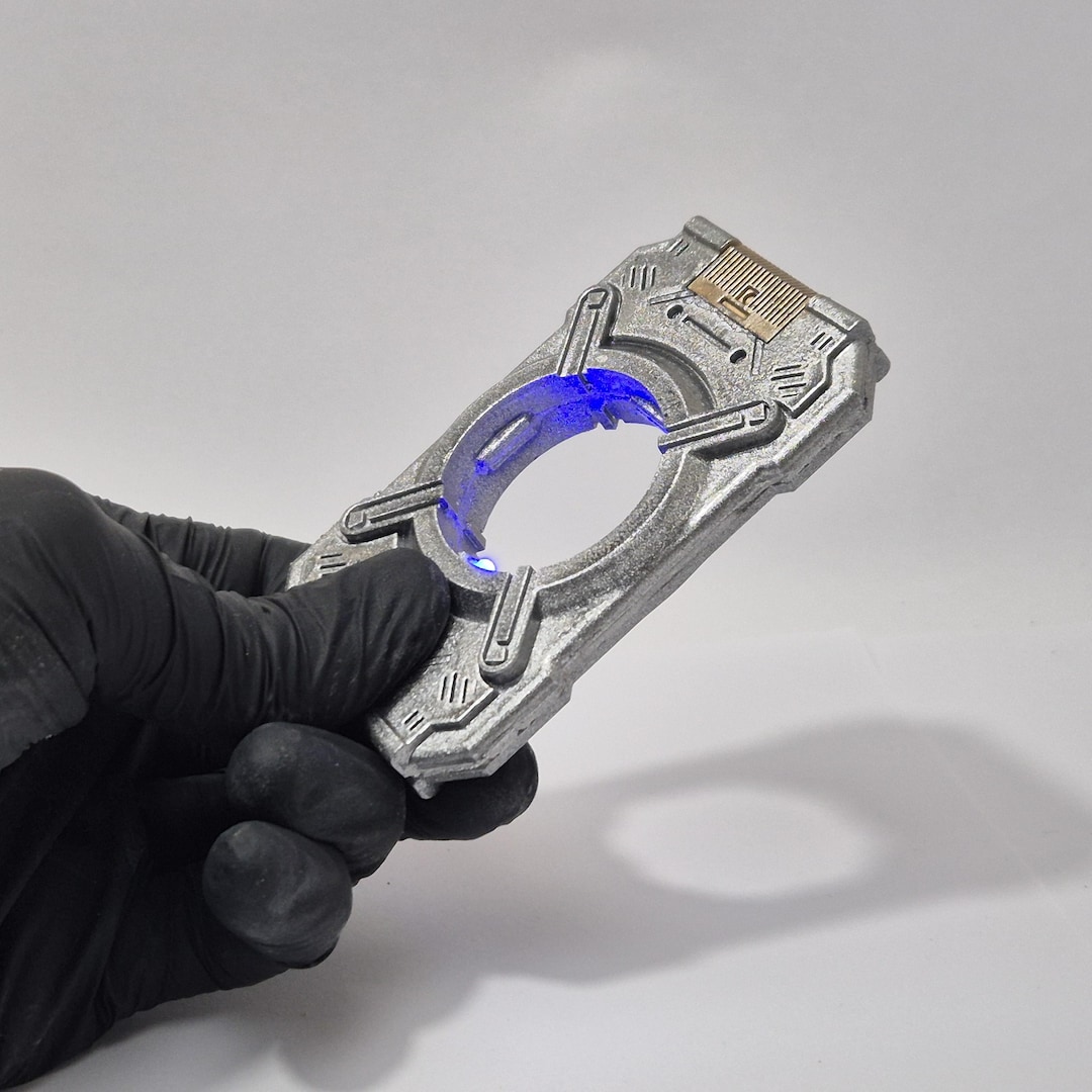 Halo Cortana Chip Replica With LED Light | 3D Printed Masterpiece for ...
