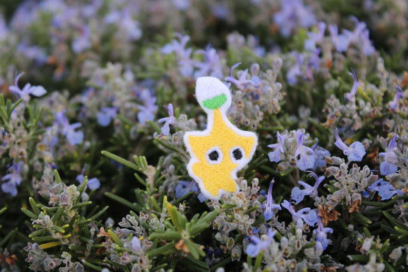 Pikmin Mini Embroidery Charm Strap and Pin | Handmade Videogame ...