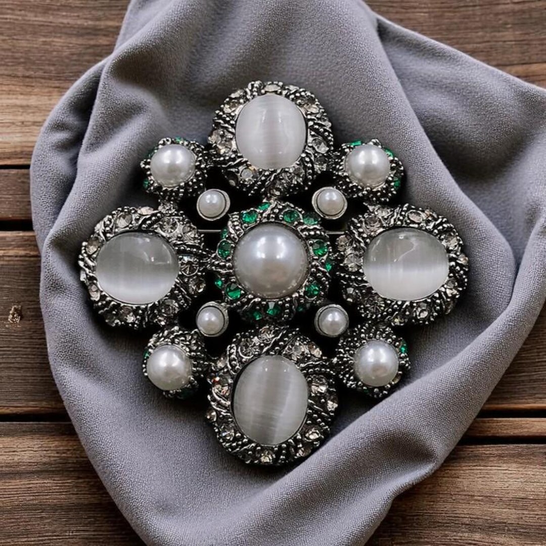 Handcrafted Elegant Brooch Retro Palace Style Pin for Wedding, Bridal ...