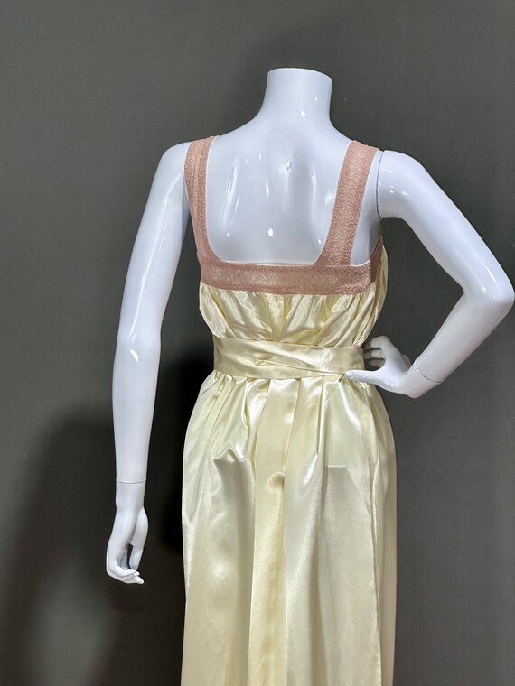 Vintage Nightgown Slip Dress 1930s Candlelight Cream… Gem