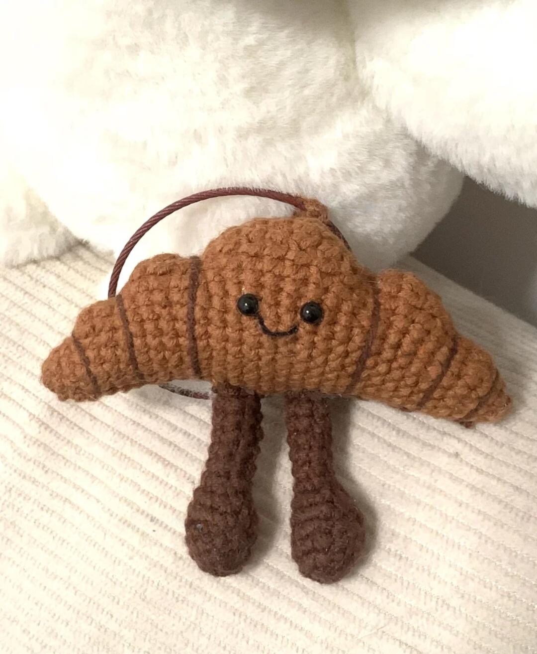 Crochet Croissant Keychain Pattern, Cute Croissant Amigurumi, Beginner ...