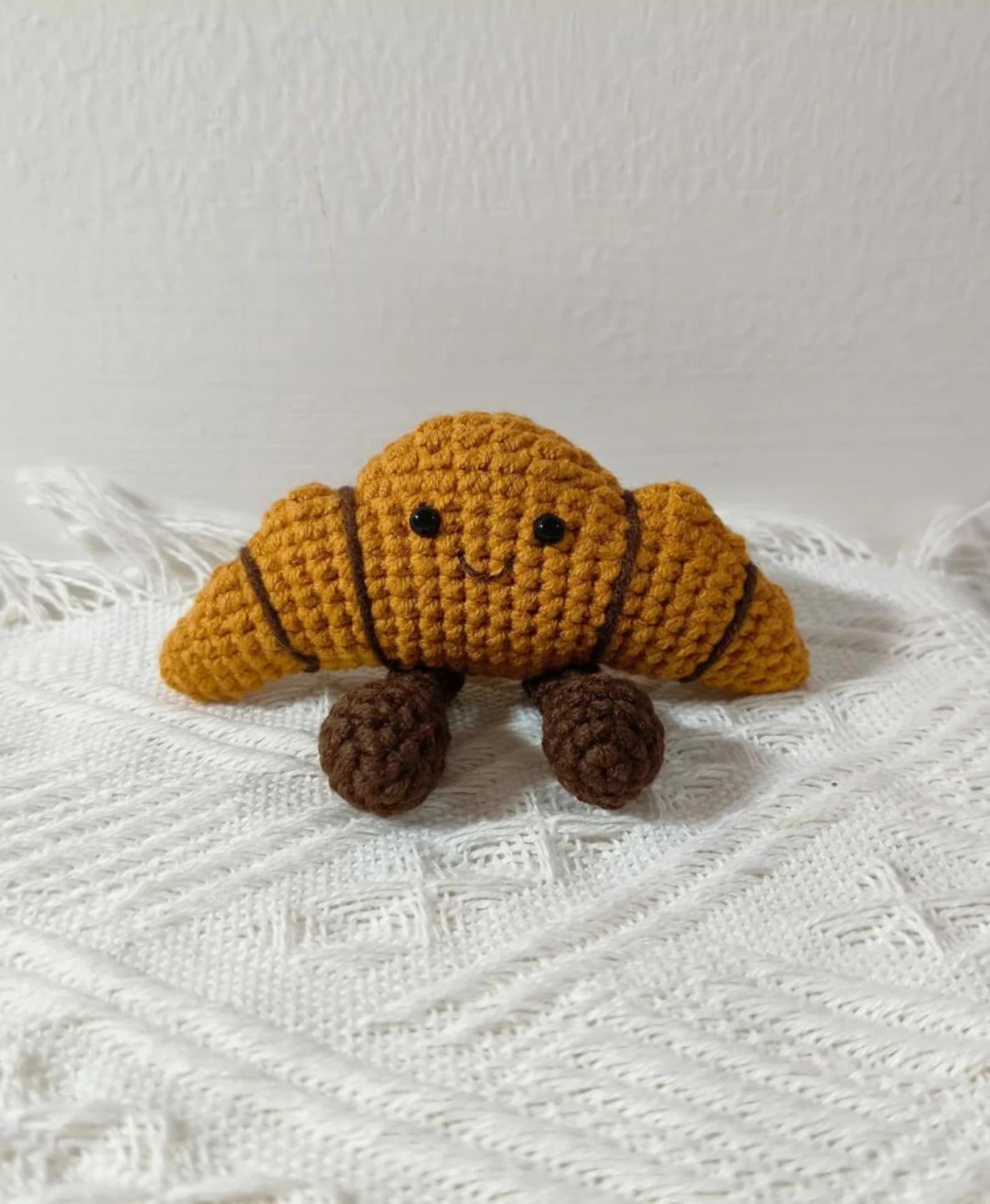 Crochet Croissant Keychain Pattern, Cute Croissant Amigurumi, Beginner ...