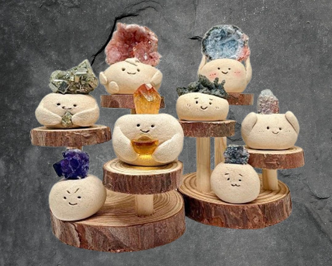 Raw Crystal Figures(2), Smiling Stones, Desk Pet, Raw Minerals, Geodes ...