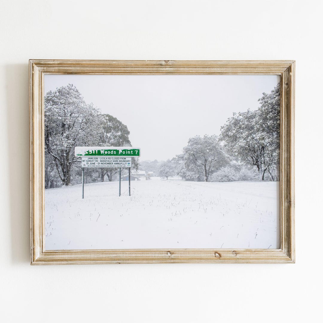 Woods Point Sign From Matlock, Snow Covered Sign, Australian High ...