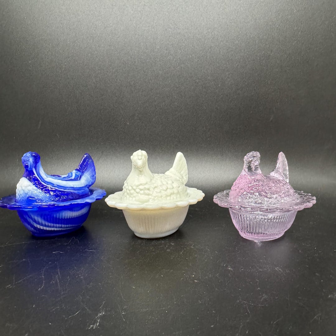 Moser Glass Co Mini Hen on Nest / Nesting Hens Salt Cellars - Etsy