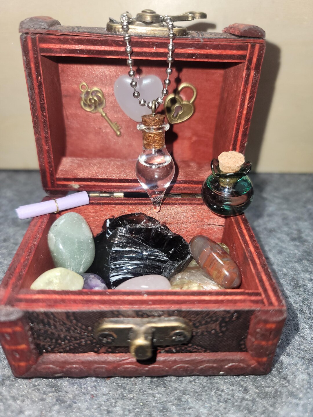 BINDING CRYSTALS CHEST With Crystals, Aromatherapy, Moonwater ( Self ...