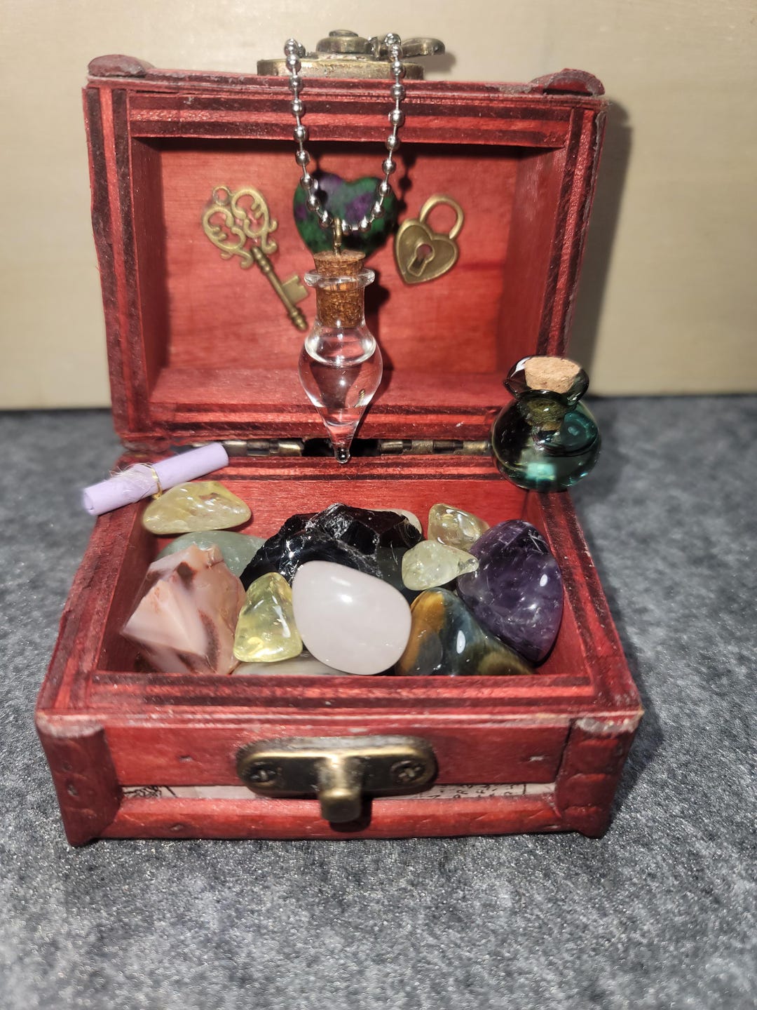 BINDING Crystal Healing Chest, Aromatherapy, Moonwater for ( Self ...