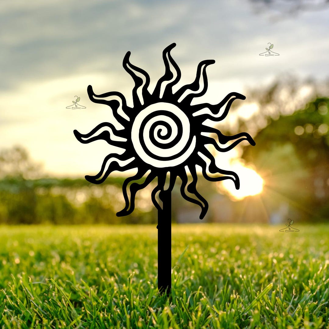 Metal Sun Yard Art, Garden Gift, Sunburst Design, Sun Garden Stake ...