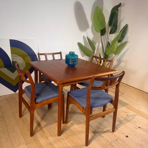 Vintage extendable dining table in solid teak, produced in Denmark ...