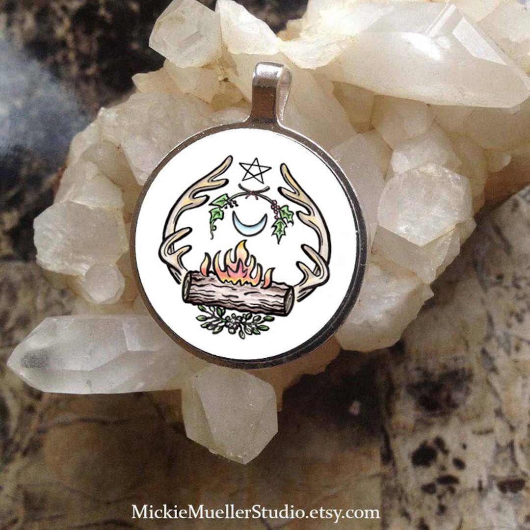 Winter Solstice Yule Log and Antlers Amulet Symbol Bezel - Etsy