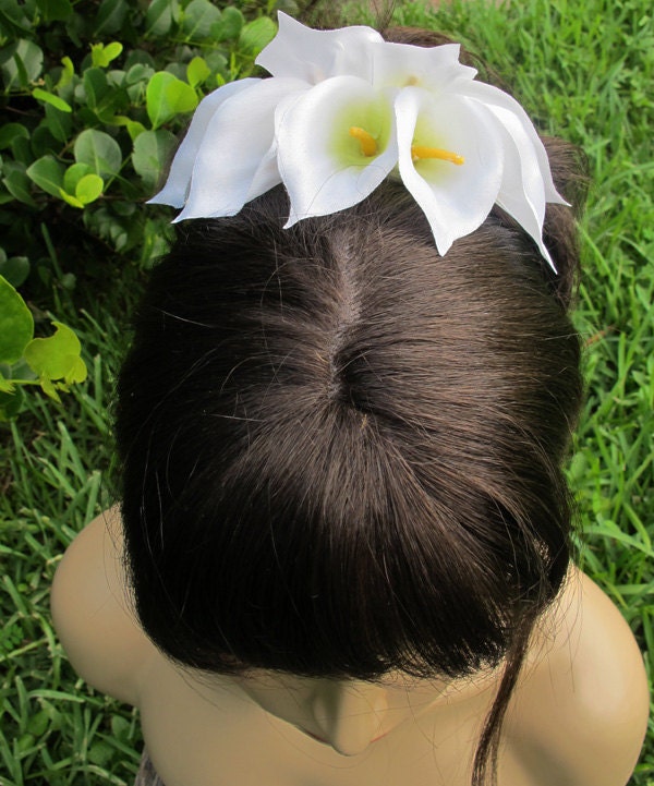 White Calla Lilies Hair Flower Comb Wedding - Etsy