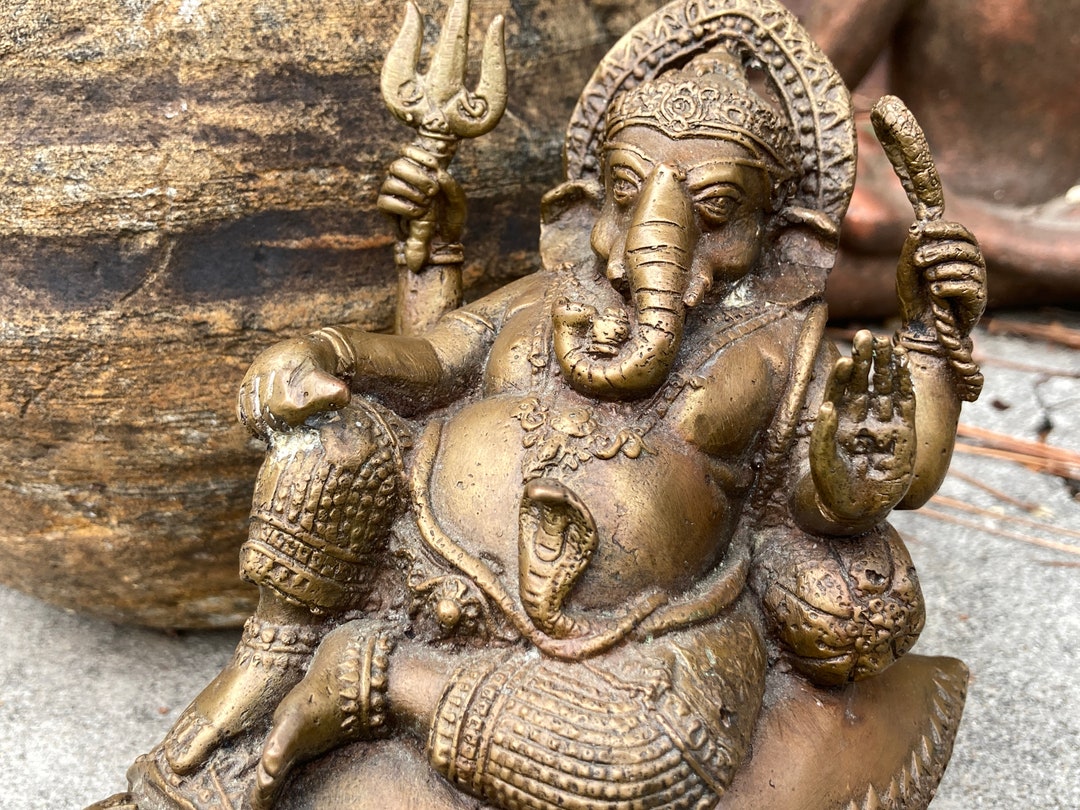Antique Bronze Ganesha Statue Reclining - Trident Pasha - Cobra Belt ...