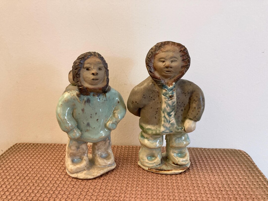 Vintage Signed Inuit Pottery Family Couple + Baby in Amauti - Canada ...