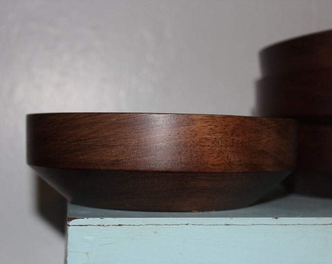 Woodbury Woodware Set of Salad Bowls - Fine Hand Turned Walnut - Made ...
