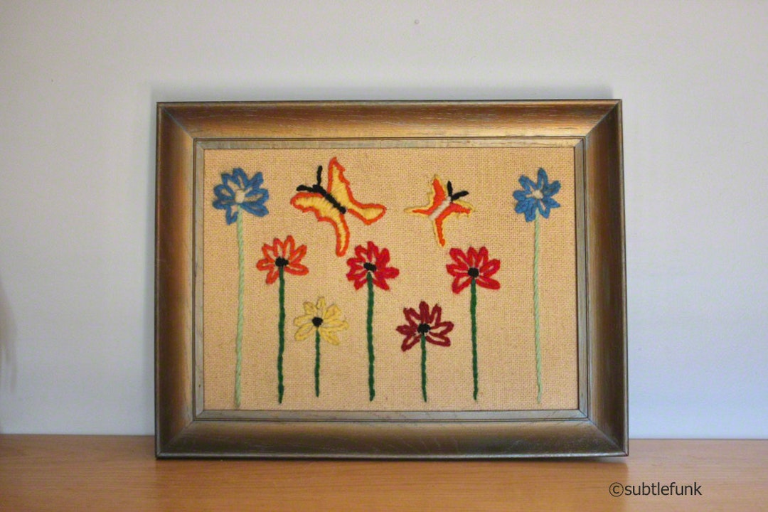 MidMod 60s Flowers Butterflies 17 Picture Wall Hanging Groovy - Etsy España