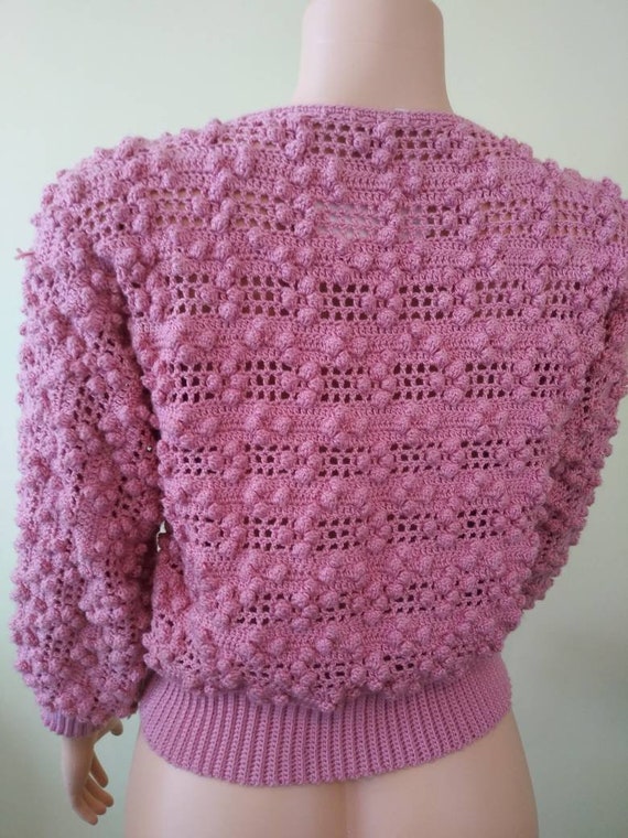 Vintage 1980's pink crochet sweater / eighties croppe… - Gem