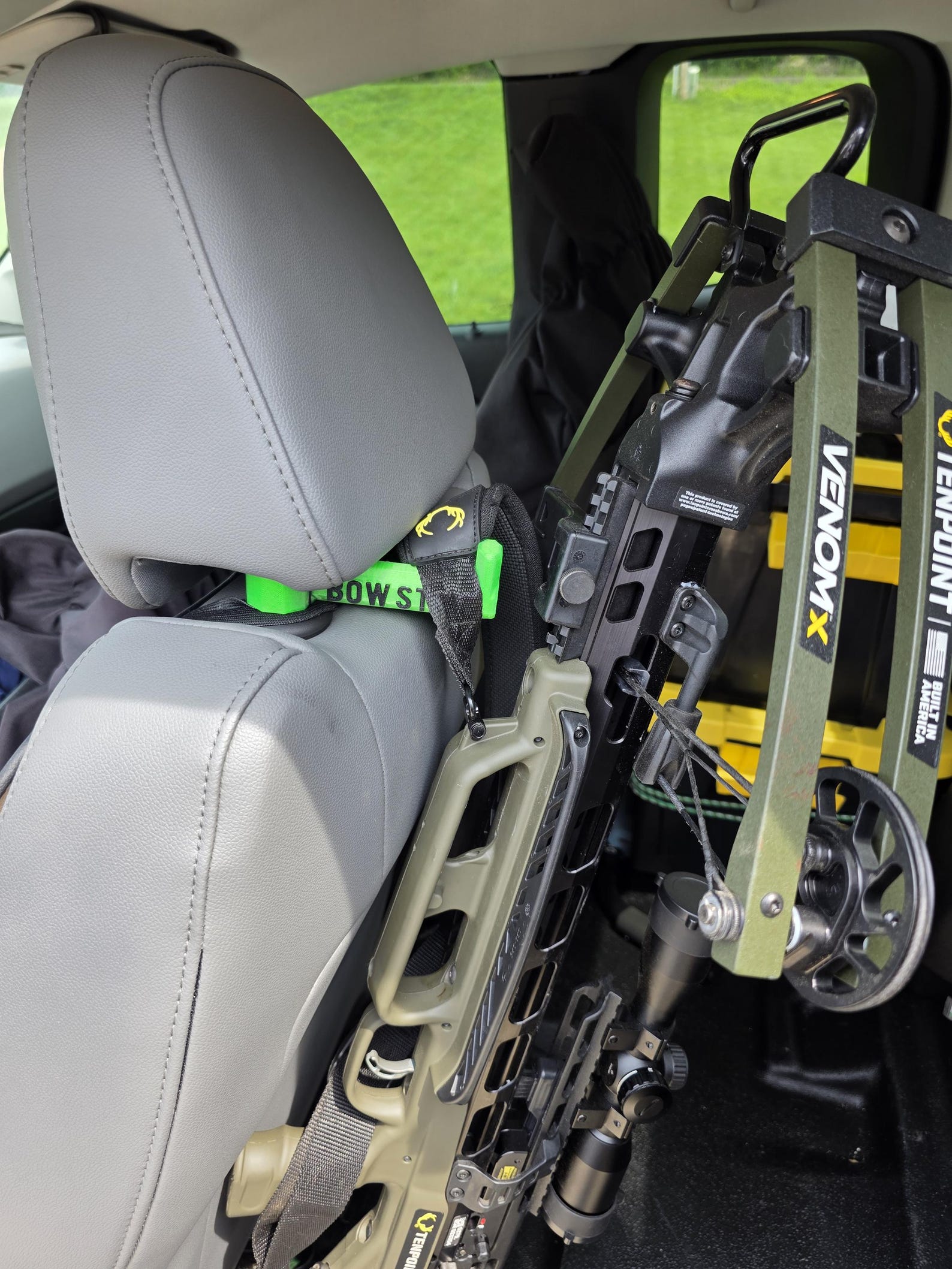 Heavy Duty Bow Stow Headrest Hook: Truck/suv Bow & Gear Hanger - Etsy