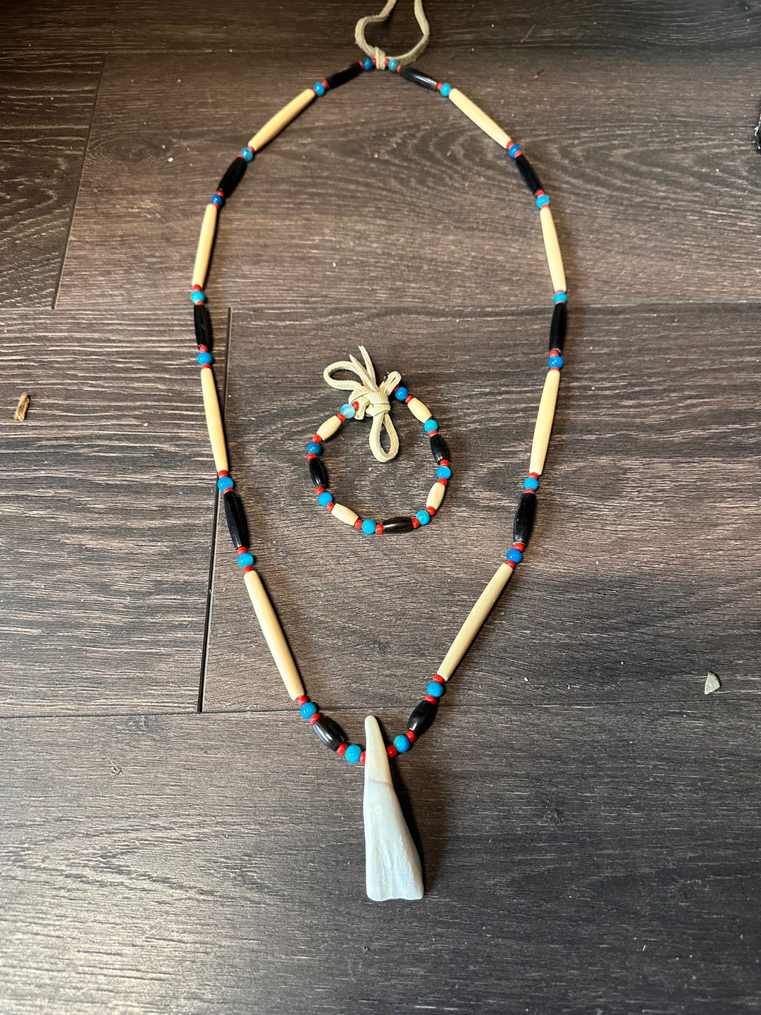 Native American Neklace Buffalo Tooth Glass & Horn Beads Authentic ...