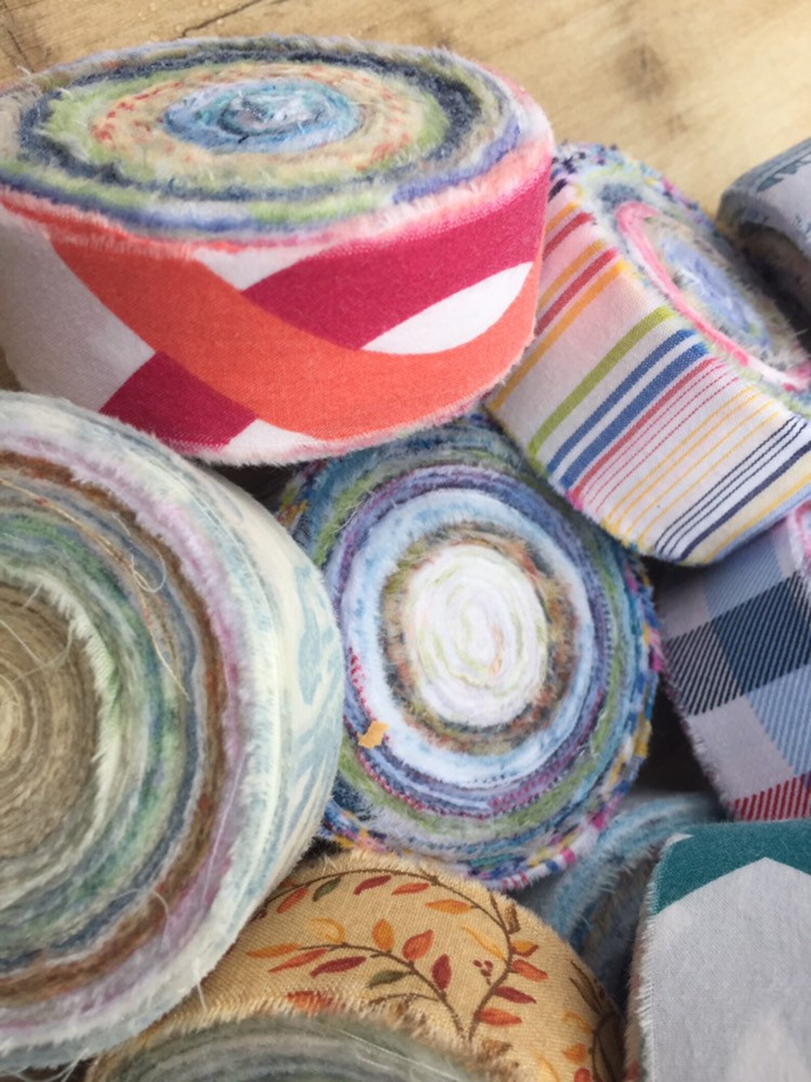 Rag Rug Fabric Strips 60 Yd Toothbrush Rug Yarn Banner | Etsy