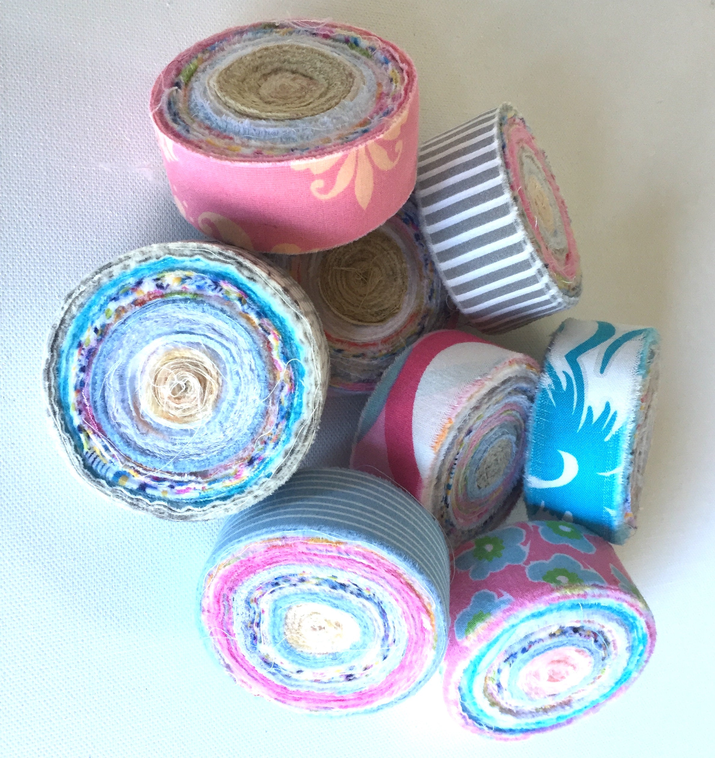 Rag Rug Fabric Strips, Yarn Toothbrush Rug, Banner Locker Hooking Amish ...