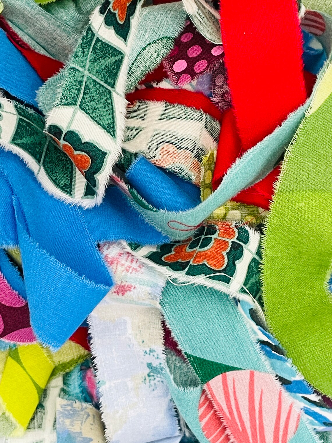 Rag Rug Fabric Strips, 60 Yd Bold and Dark Colors - Toothbrush Rug Yarn ...