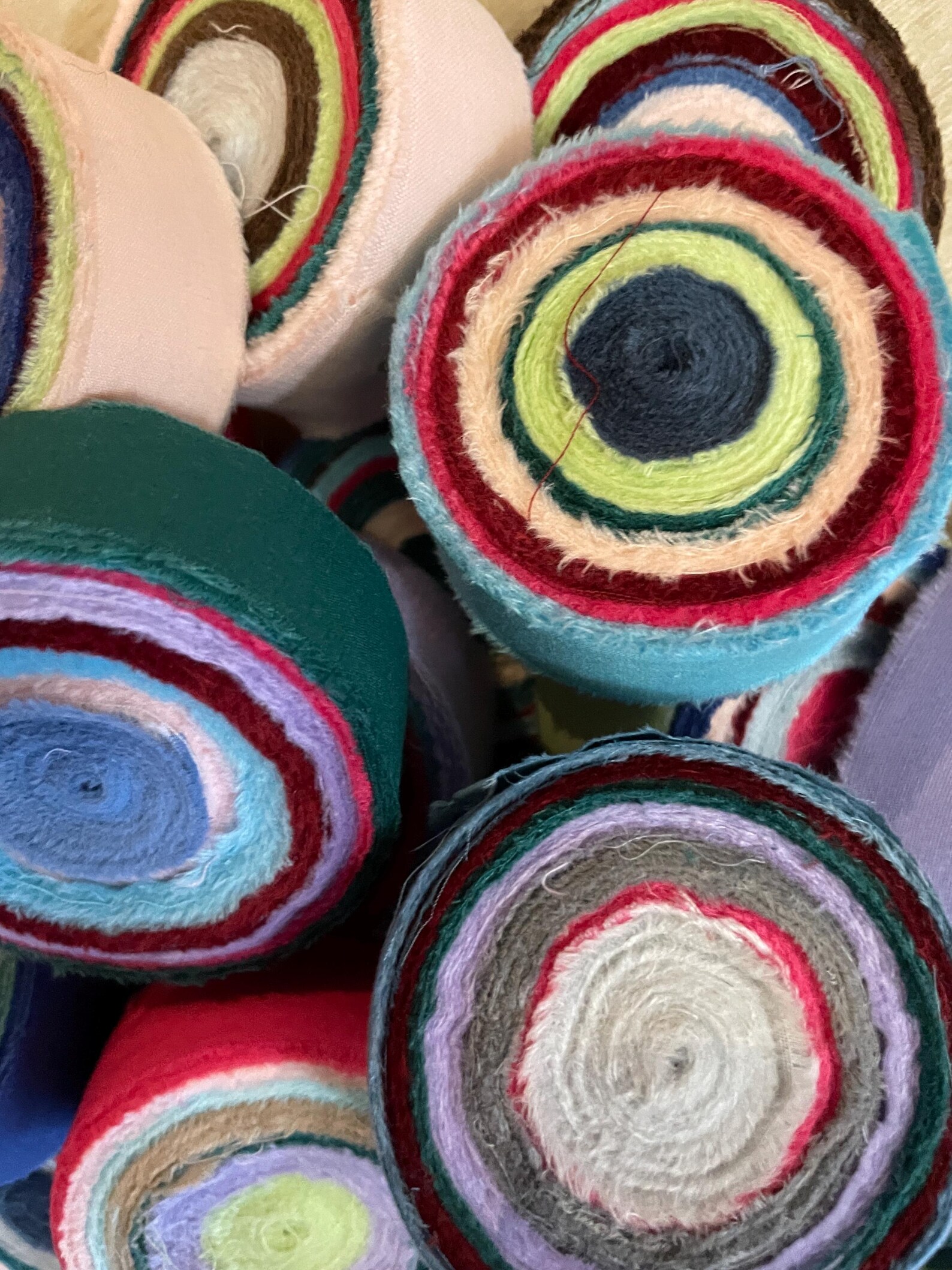 Rag Rug Fabric Strips 60 Yds Toothbrush Rug Yarn Locker Hooking Amish ...
