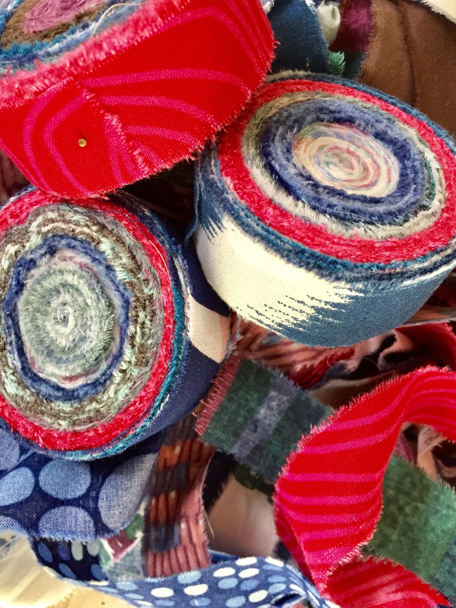 Rag Rug Fabric Strips Toothbrush Rug Yarn Banner Strips Amish Knot ...