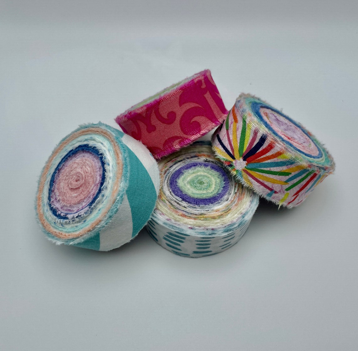 Rag Rug Fabric Strips, Yarn Toothbrush Rug, Banner Locker Hooking Amish ...