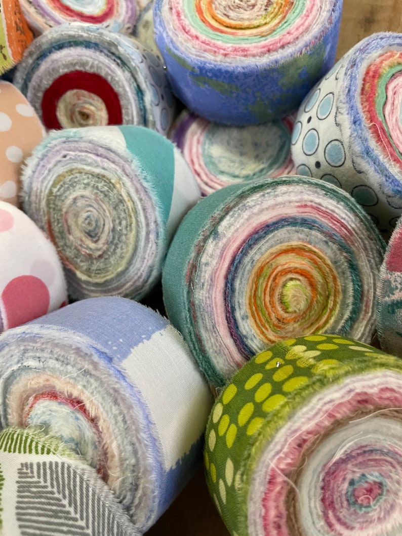 Rag Rug Fabric Strips, Yarn Toothbrush Rug, Banner Locker Hooking Amish ...