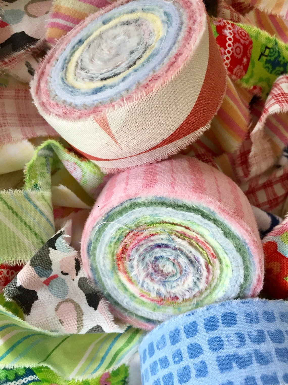 Rag Rug Fabric Strips Toothbrush Rug Yarn Banner Strips Amish Knot ...