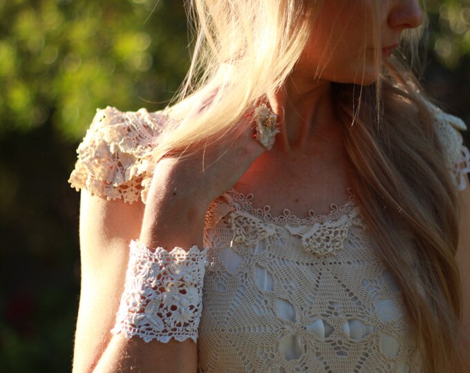 Vintage Irish Lace Crochet Cuff, Delicate Lace Cuff, Textile Bracelet ...