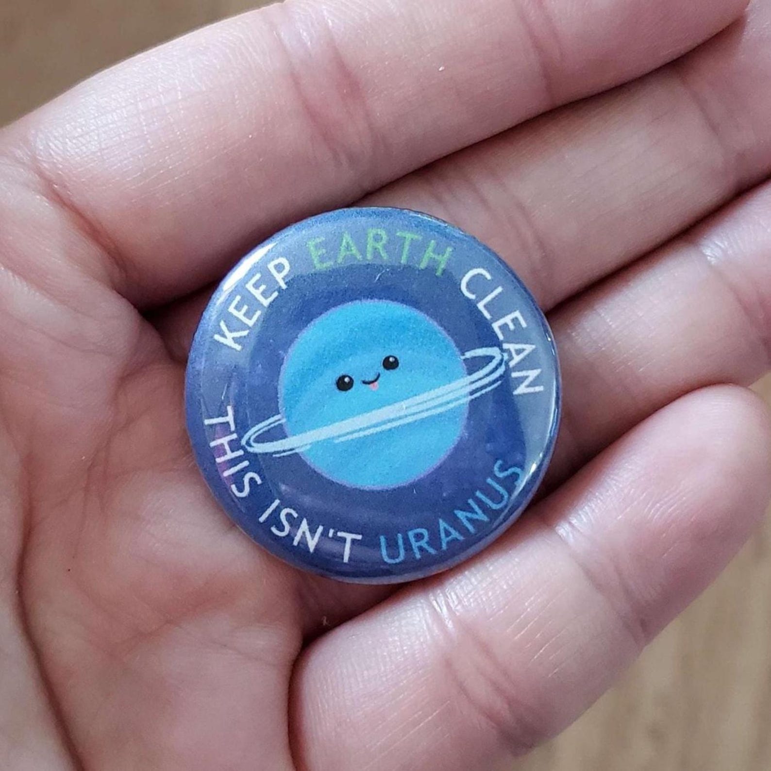 Earth Day - Recycle - Sustainability - Set of 5 Pinback Buttons (1.25 ...