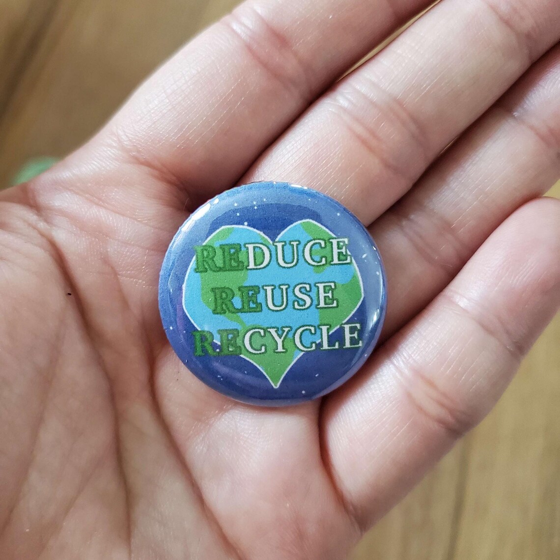 Earth Day - Recycle - Sustainability - Set of 5 Pinback Buttons (1.25 ...