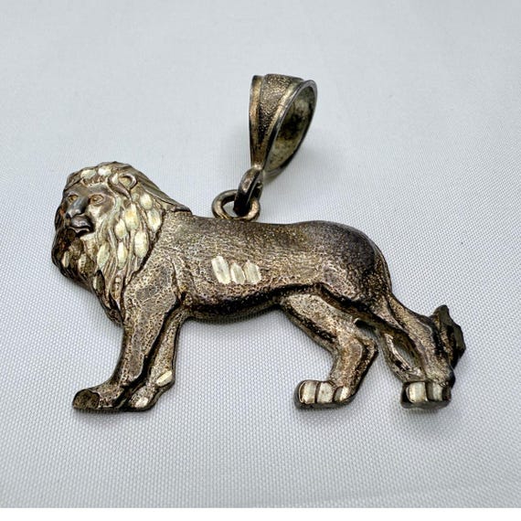 Vintage Bali Artisan Sterling Silver Lion Pendant Hea… - Gem