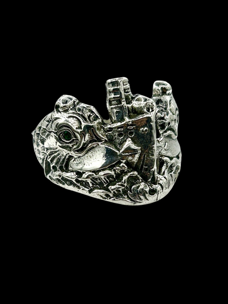 US Navy Submarine Ring: Sterling Silver, Ruby Emerald Eyes - Etsy